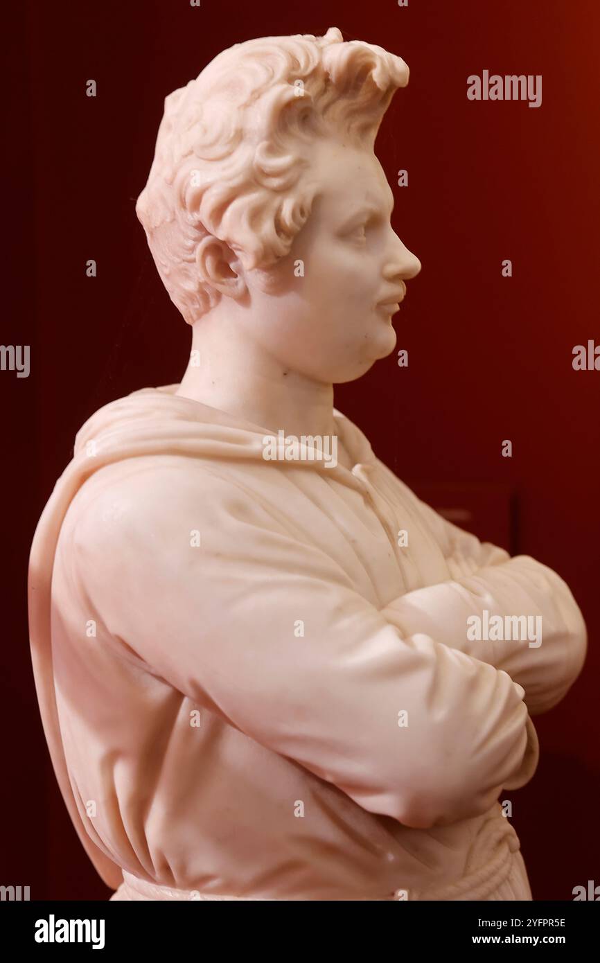 Statue of balzac hi-res stock photography and images - Alamy