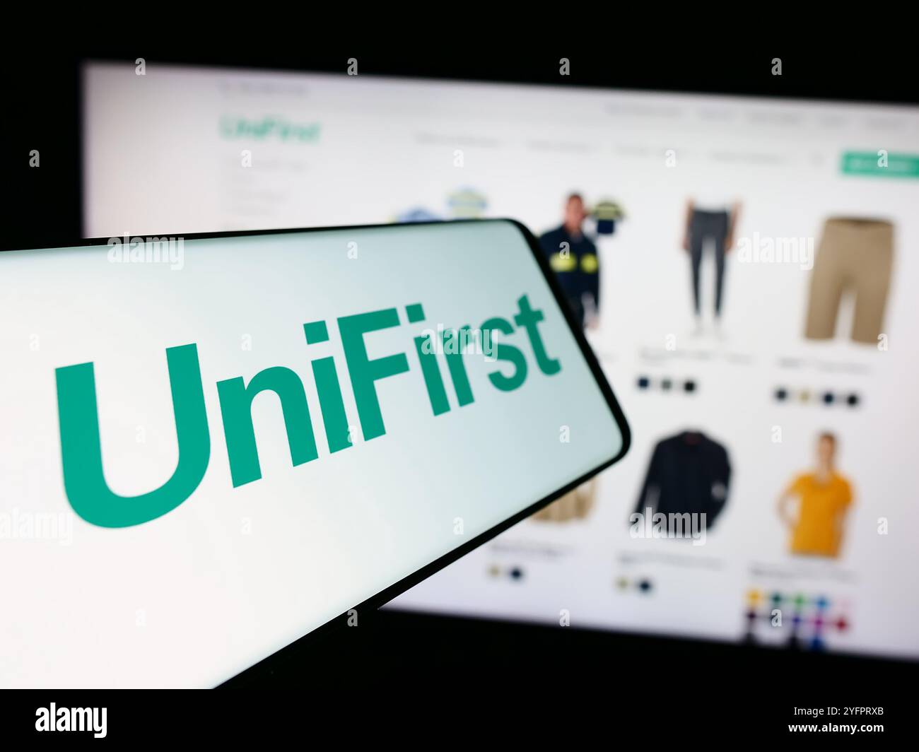 Unifirst logo hi-res stock photography and images - Alamy