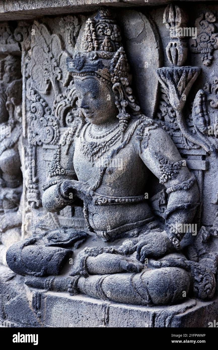 Lokapala statue hi-res stock photography and images - Alamy