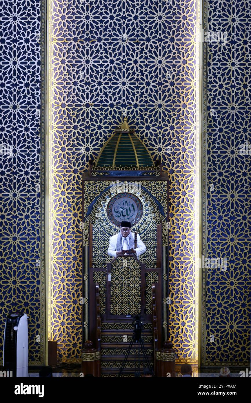 Al Akbar Surabaya National Mosque. Muslim men praying together at ...