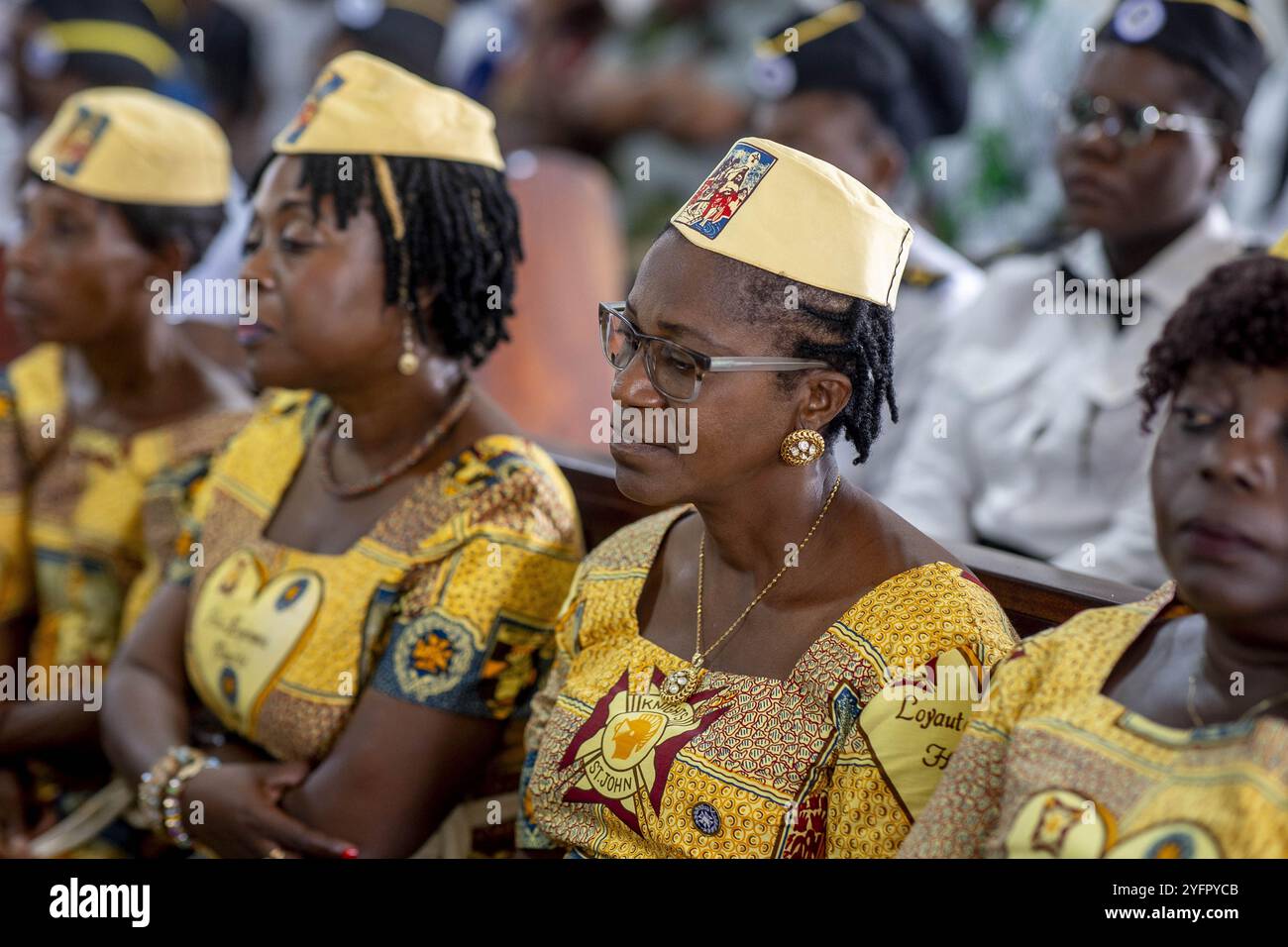 Mass in St Anthony’s catholic church, Hanoukope, Lome, Togo Stock Photo ...
