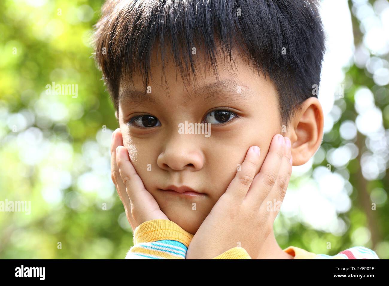 Contemplative posture hi-res stock photography and images - Alamy
