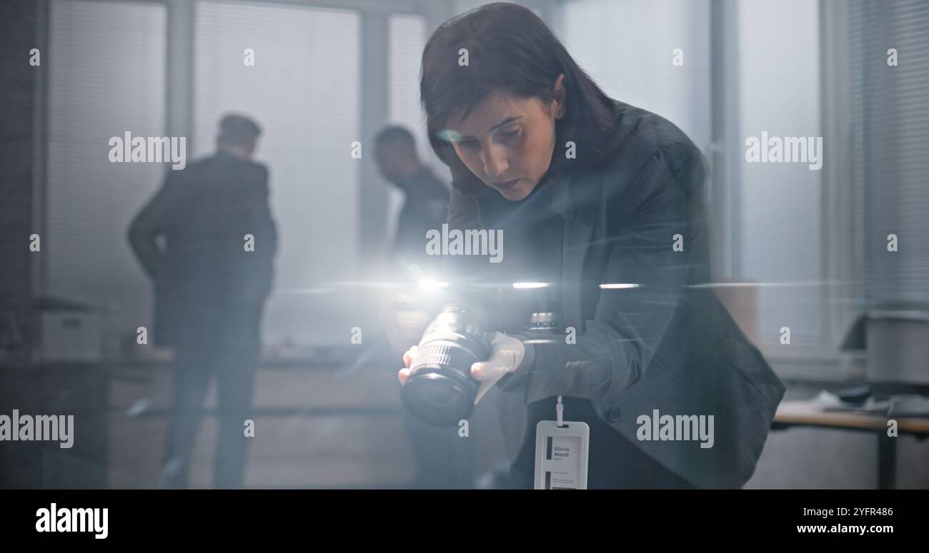 Office robbery or murder case: Female forensic scientist takes photos ...