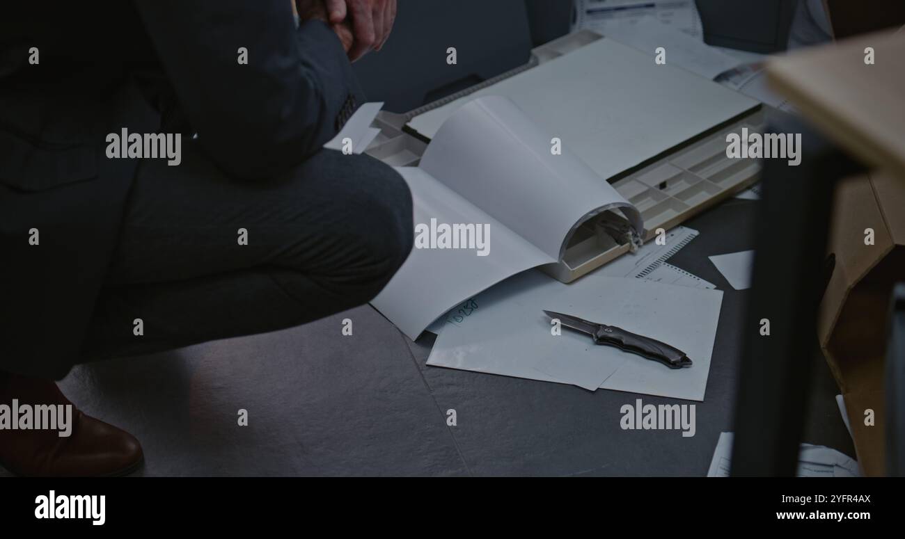 Robbery murder in office female hi-res stock photography and images - Alamy