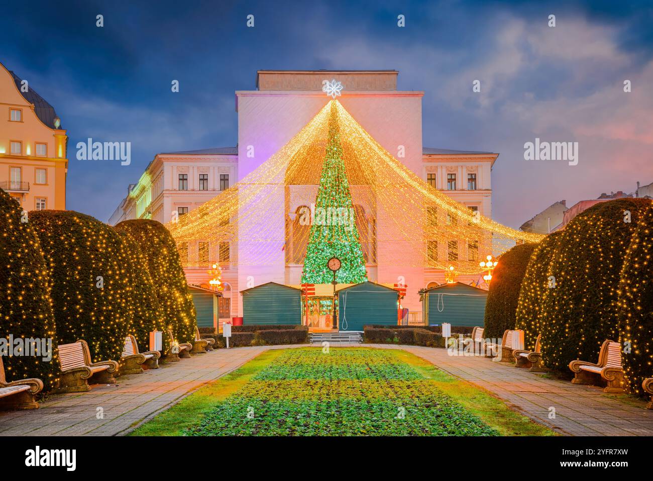 Timisoara, Romania. Christmas Market, Victory Square and Cathedral ...