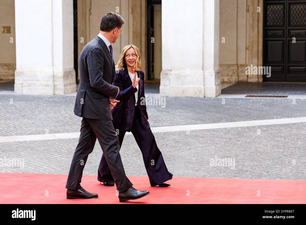 Roma, Italia. 05th Nov, 2024. La presidente del Consiglio Giorgia Meloni e il segretario ...