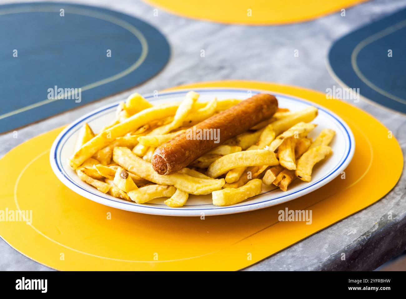 Crispy fries and sausage hi-res stock photography and images - Alamy
