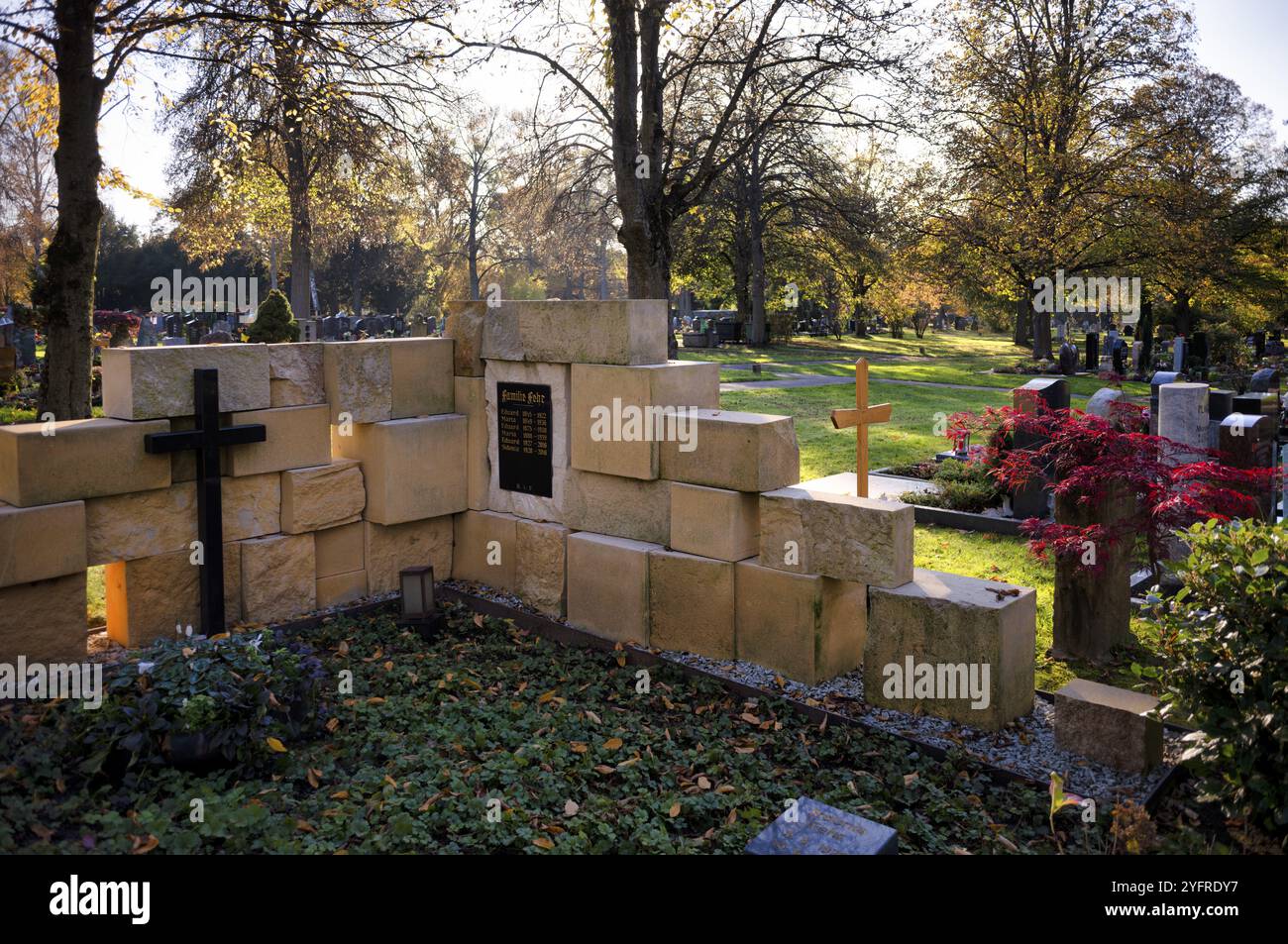 Family grave, grave of Eduard Fehr, inventor of the first McDonald's ...