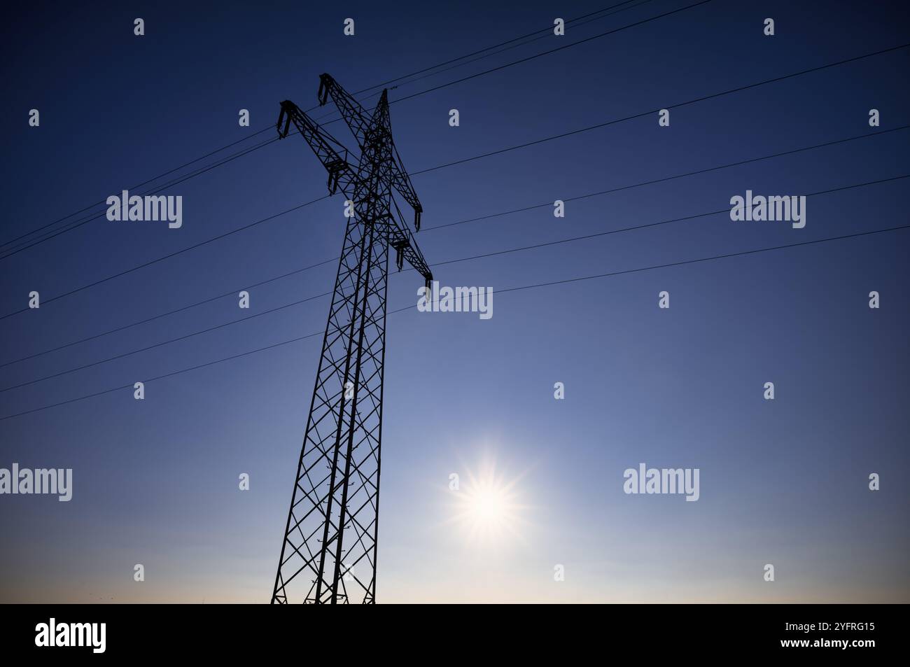 Overhead line electricity pylon, electricity pylon, high-voltage pylon ...