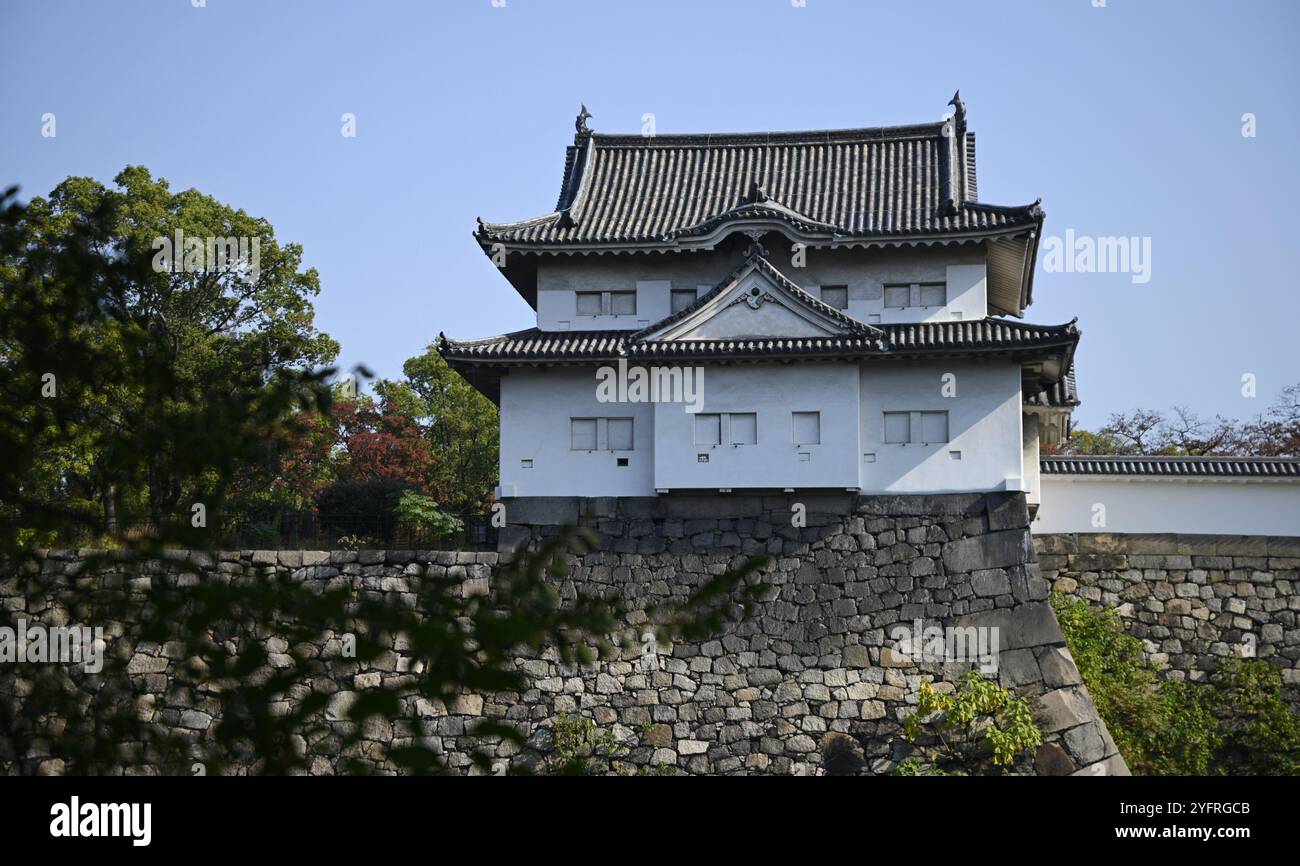 Landscape with scenic view of the Fushimi-yagura Turret on the outer ...