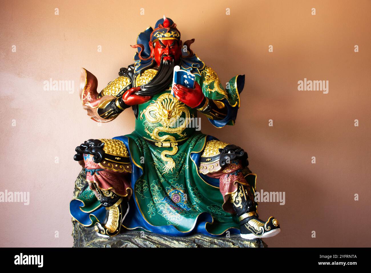 Ancient Vihara Ariya Guan Yu in Antique Chinese Shrine for thai ...