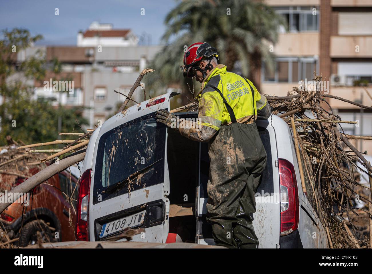 Valencia, Spain. 2nd Nov, 2024. A volunteer firefighter from ...