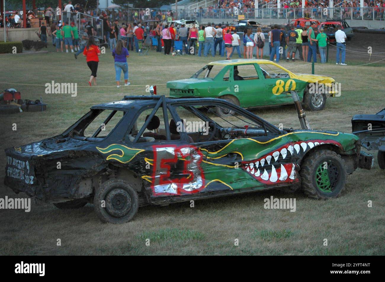Old beat up car hi-res stock photography and images - Alamy