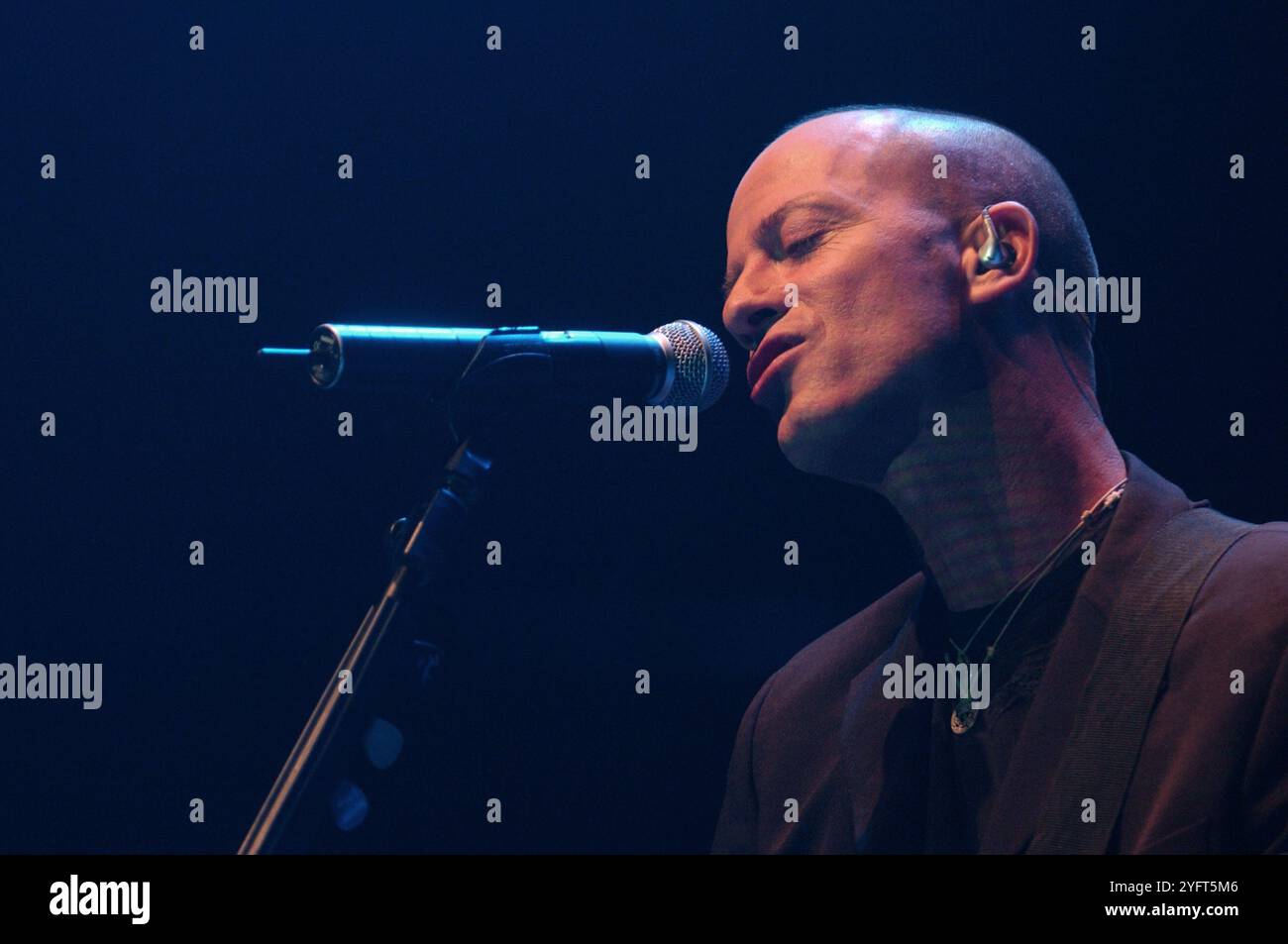 Raf concerto live 2004 hi-res stock photography and images - Alamy