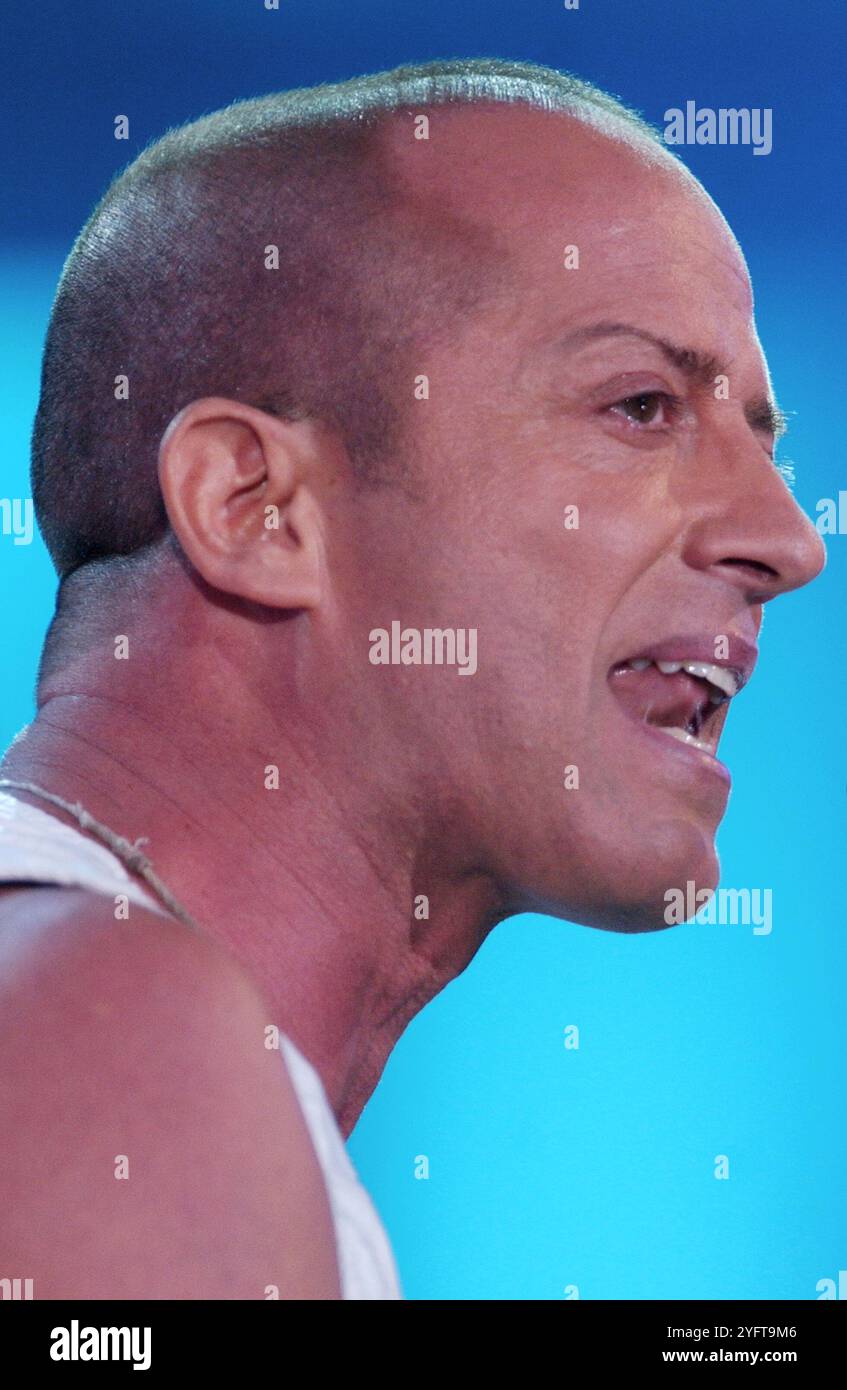 Raf italian singer 2004 hi-res stock photography and images - Alamy