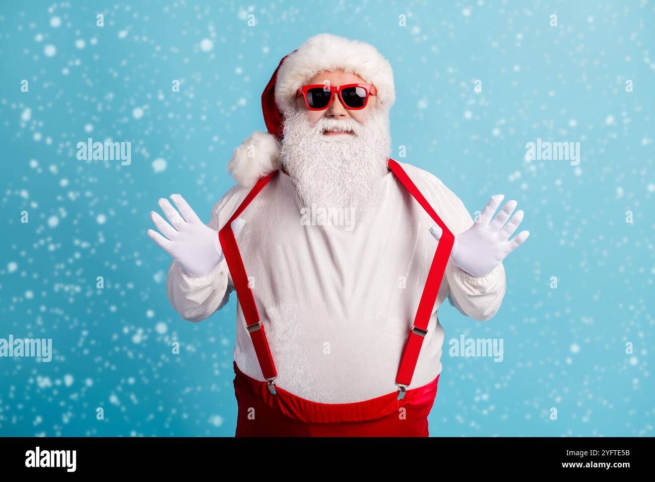 Portrait of his he nice attractive cheerful cheery funky comic white ...