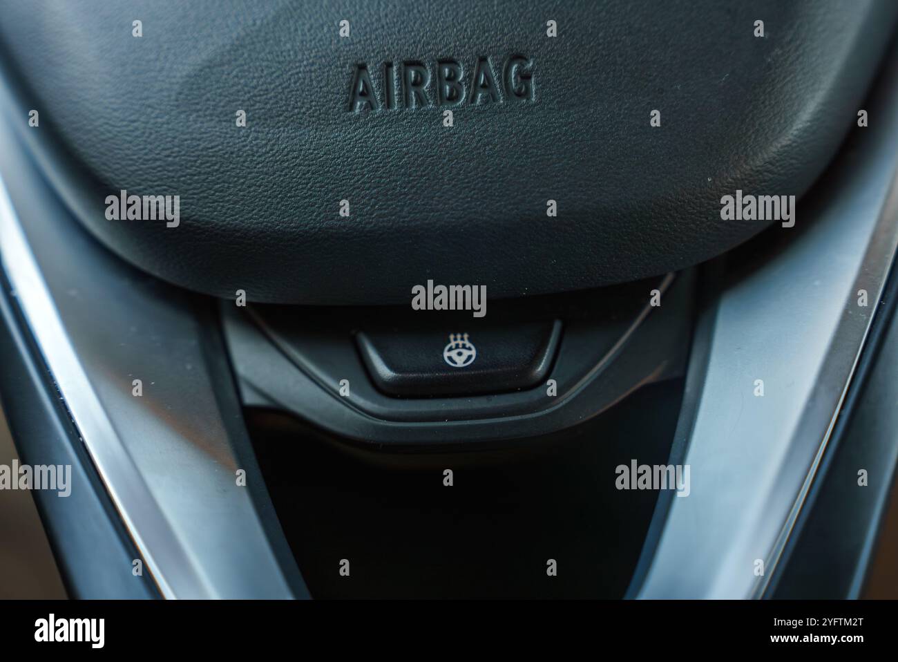 Airbag label hi-res stock photography and images - Alamy