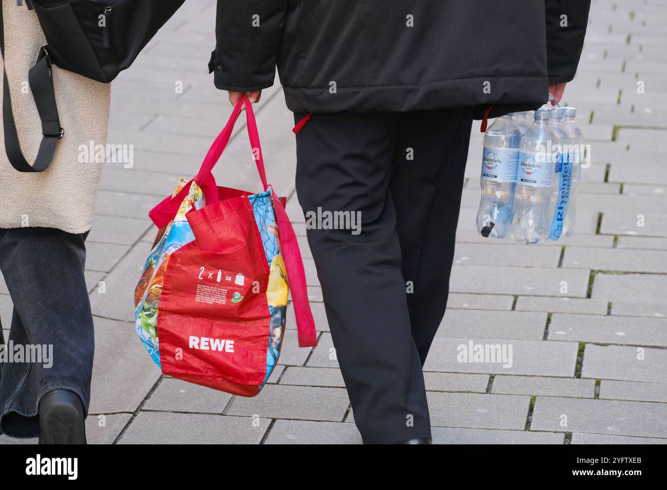 Rheinfels quelle hi-res stock photography and images - Alamy