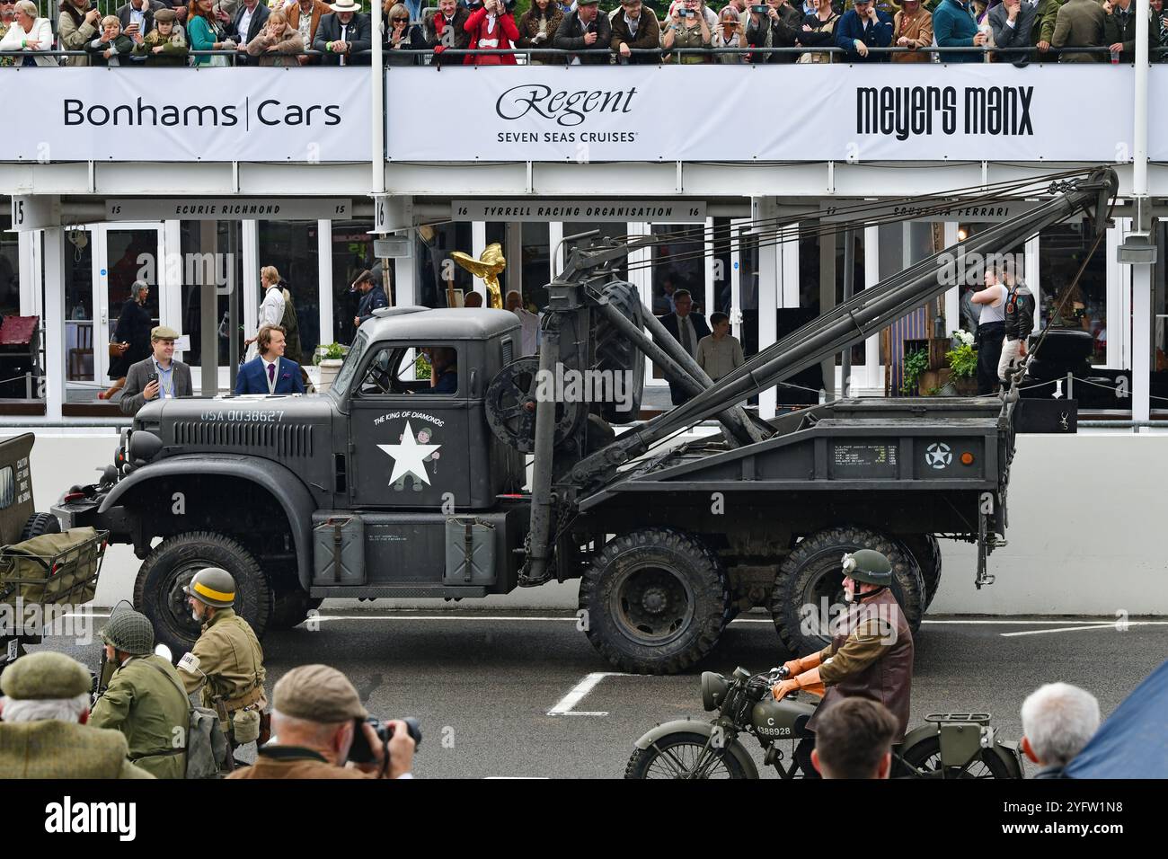 Military recovery vehicles hi-res stock photography and images - Alamy