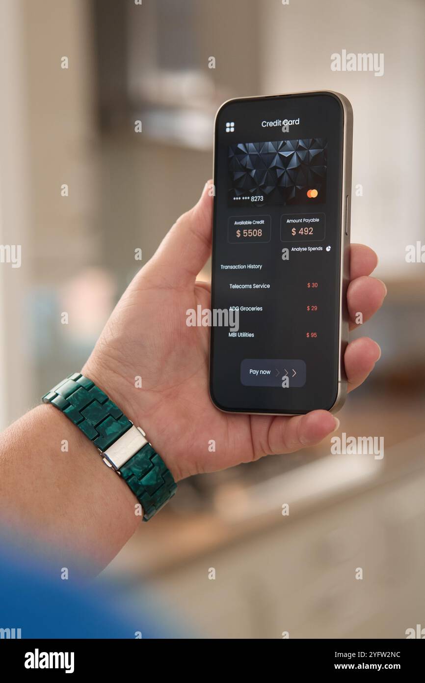 Banking app user options hi-res stock photography and images - Alamy