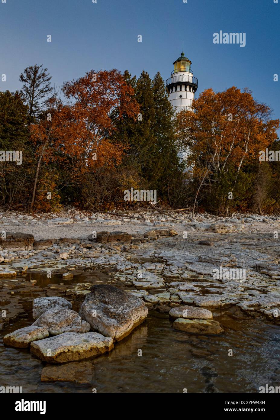 The cana Island Light glowa juat before sunrise, Cana Island, Door ...