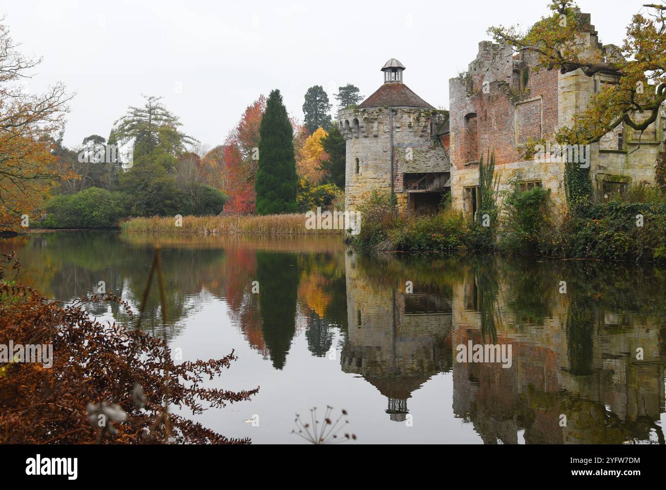 Castle reflection in the water Stock Photo - Alamy
