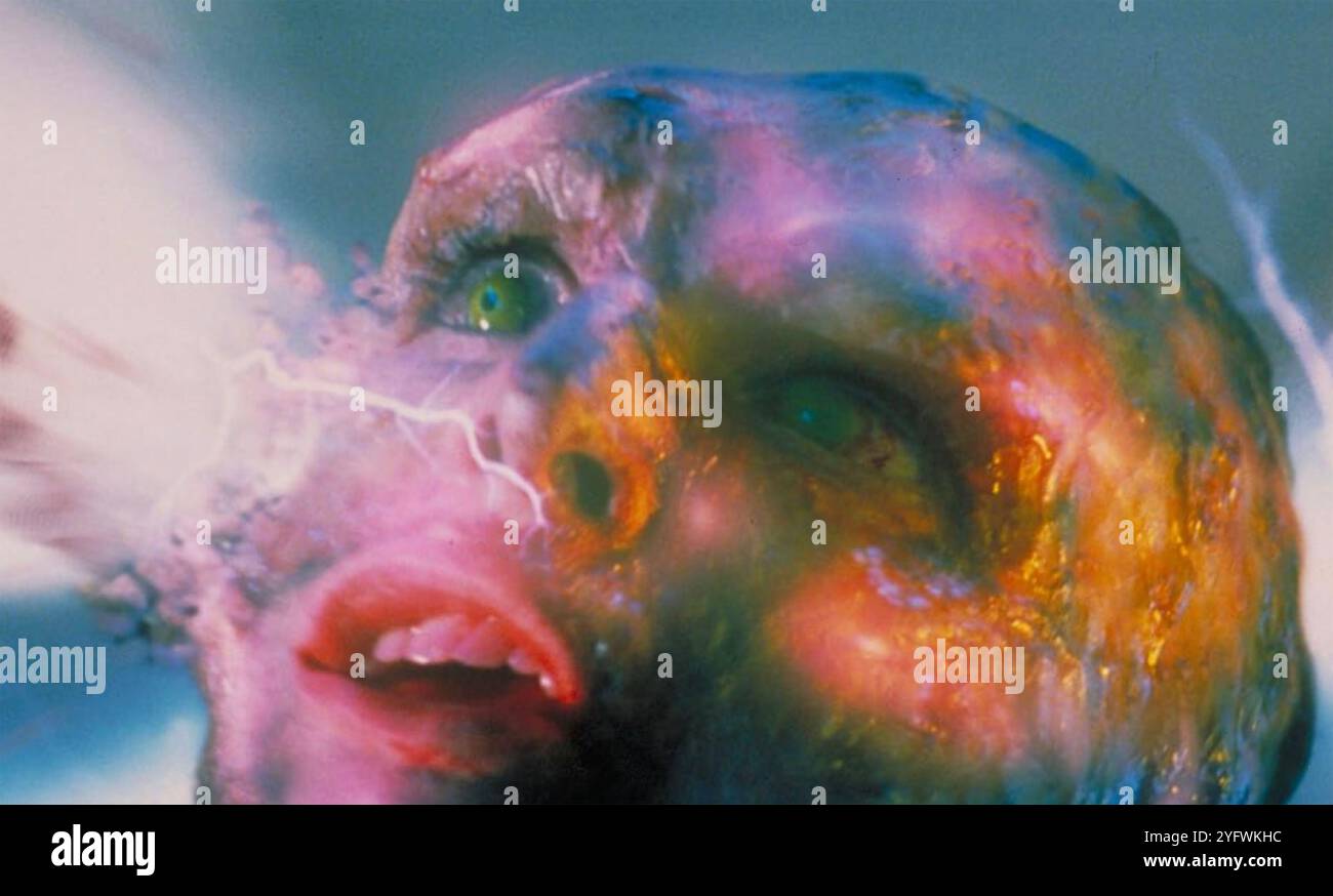 SUPERNOVA 2000 MGM scifi film Stock Photo - Alamy