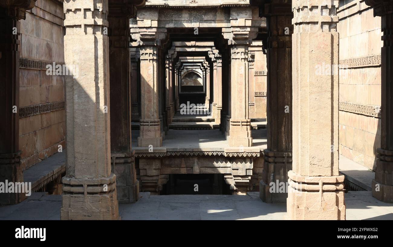 Bai Harir Vav stepwell in Ahmedabad, Gujarat, India Stock Photo - Alamy