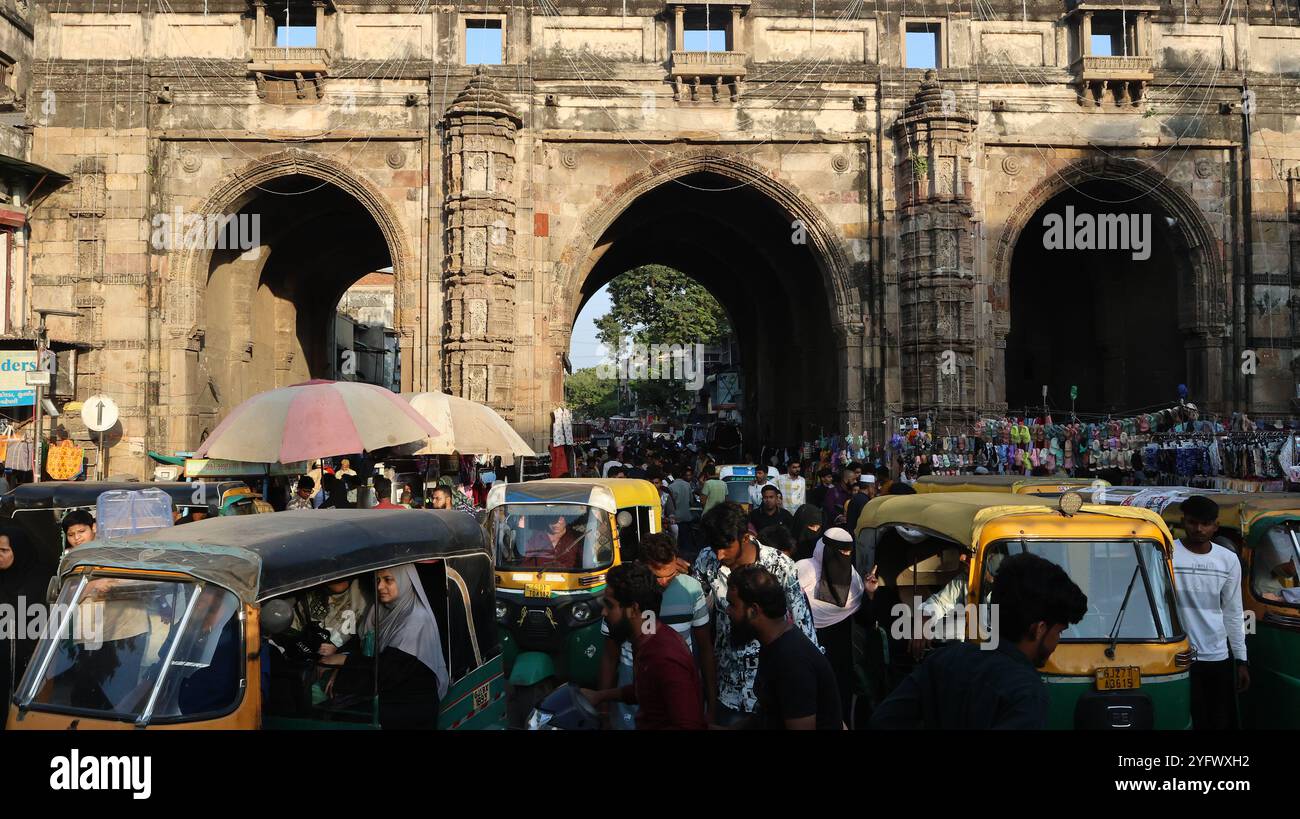 Teen Gate at Lal Darwaja bazaar in the old city of Ahmedabad, Gujarat ...