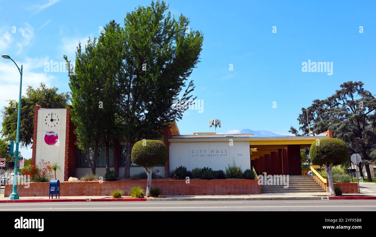 Temple City (LA County), California: City Hall located at 9701 E Las ...