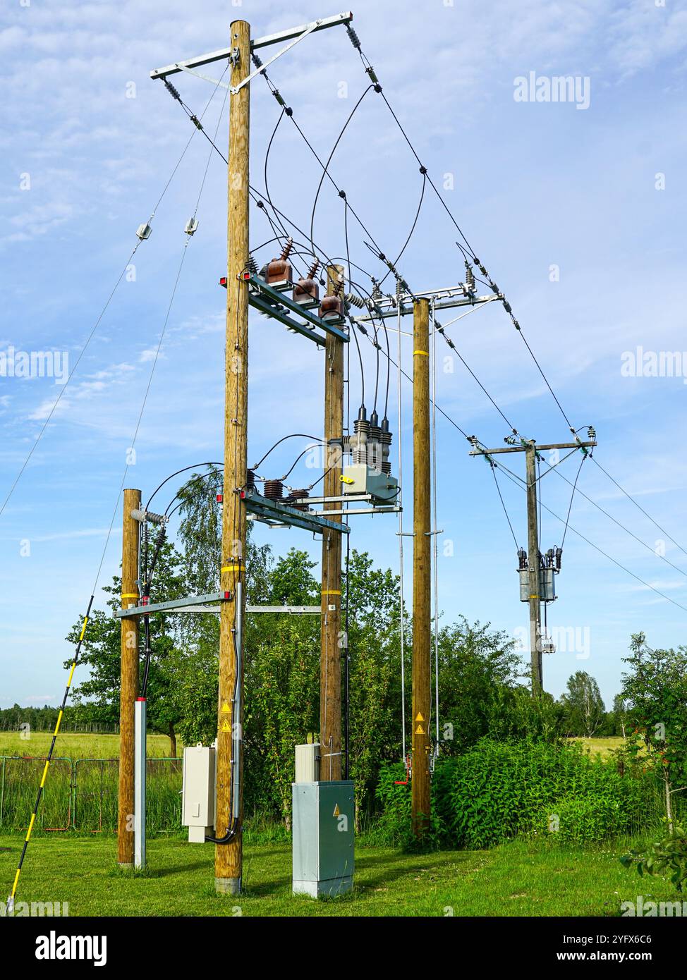 New modern transition of a medium voltage overhead line into an ...