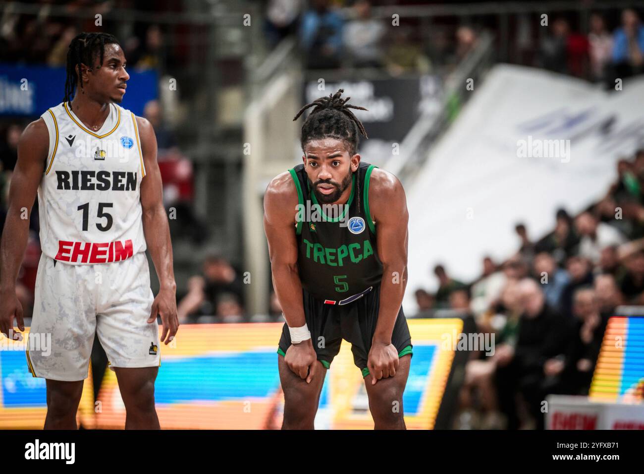 Malik Johnson (KB Trepca, #05), li. : Ezra Manjon (MHP Riesen ...