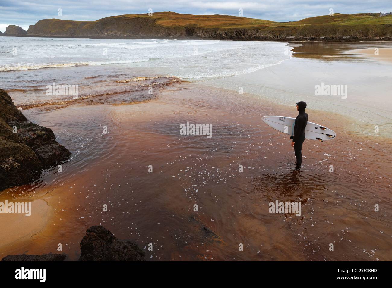3 Nov. 2024, Farr Bay, Bettyhill, Sutherland, Scotland. A surfer ...