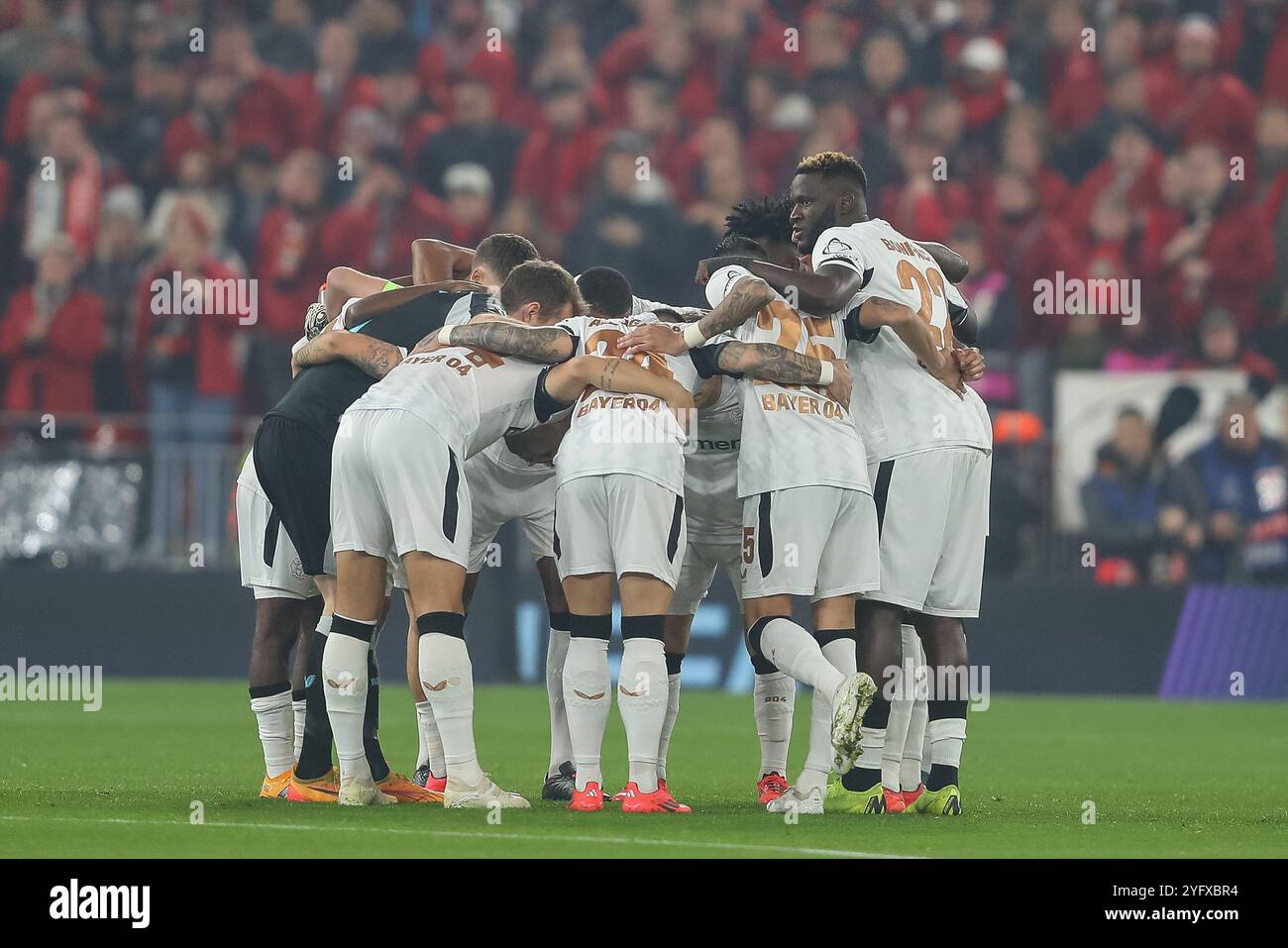 Bayer 04 Leverkusen team huddle during the UEFA Champions League ...