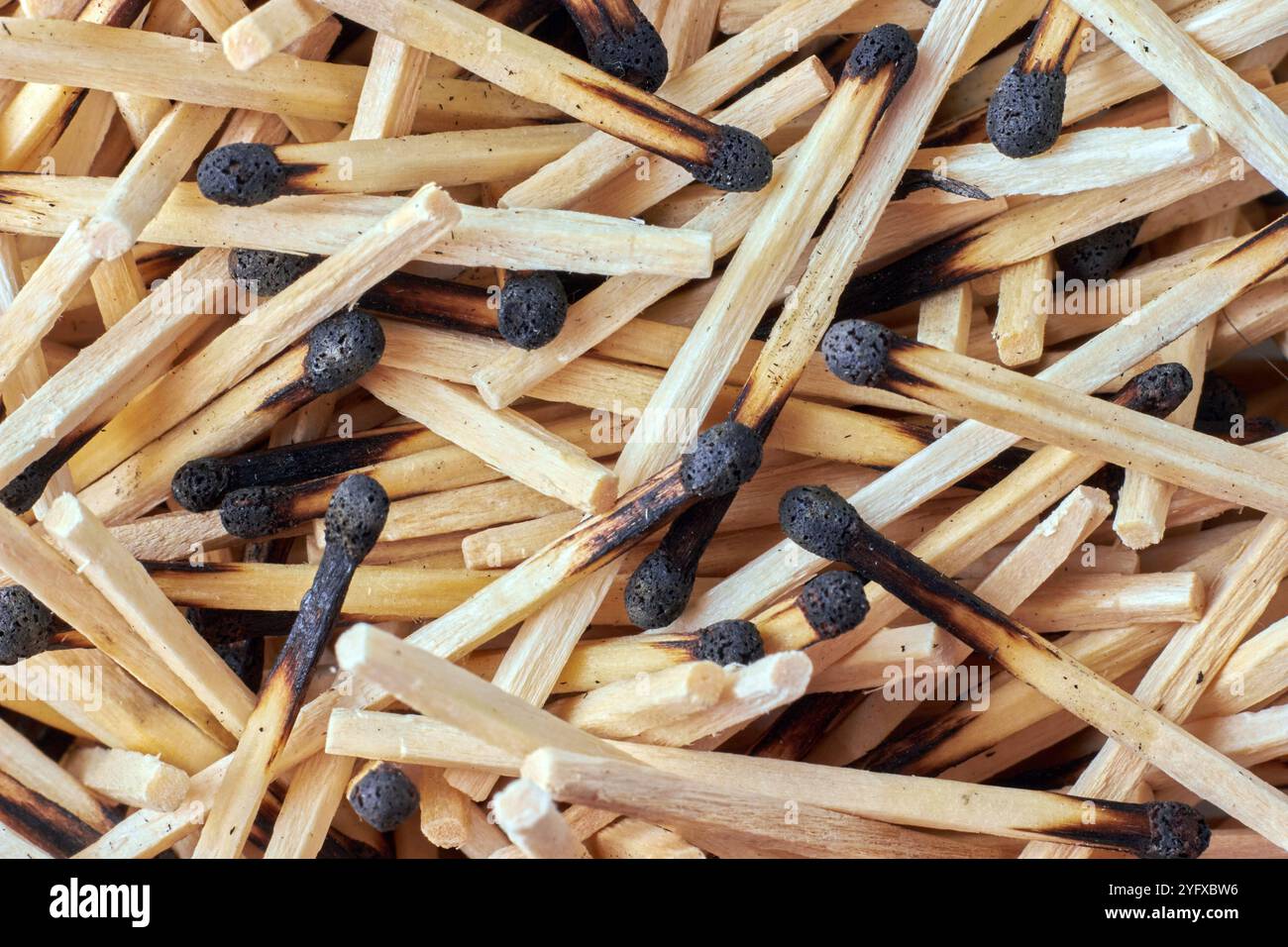 Scattered matches hi-res stock photography and images - Alamy