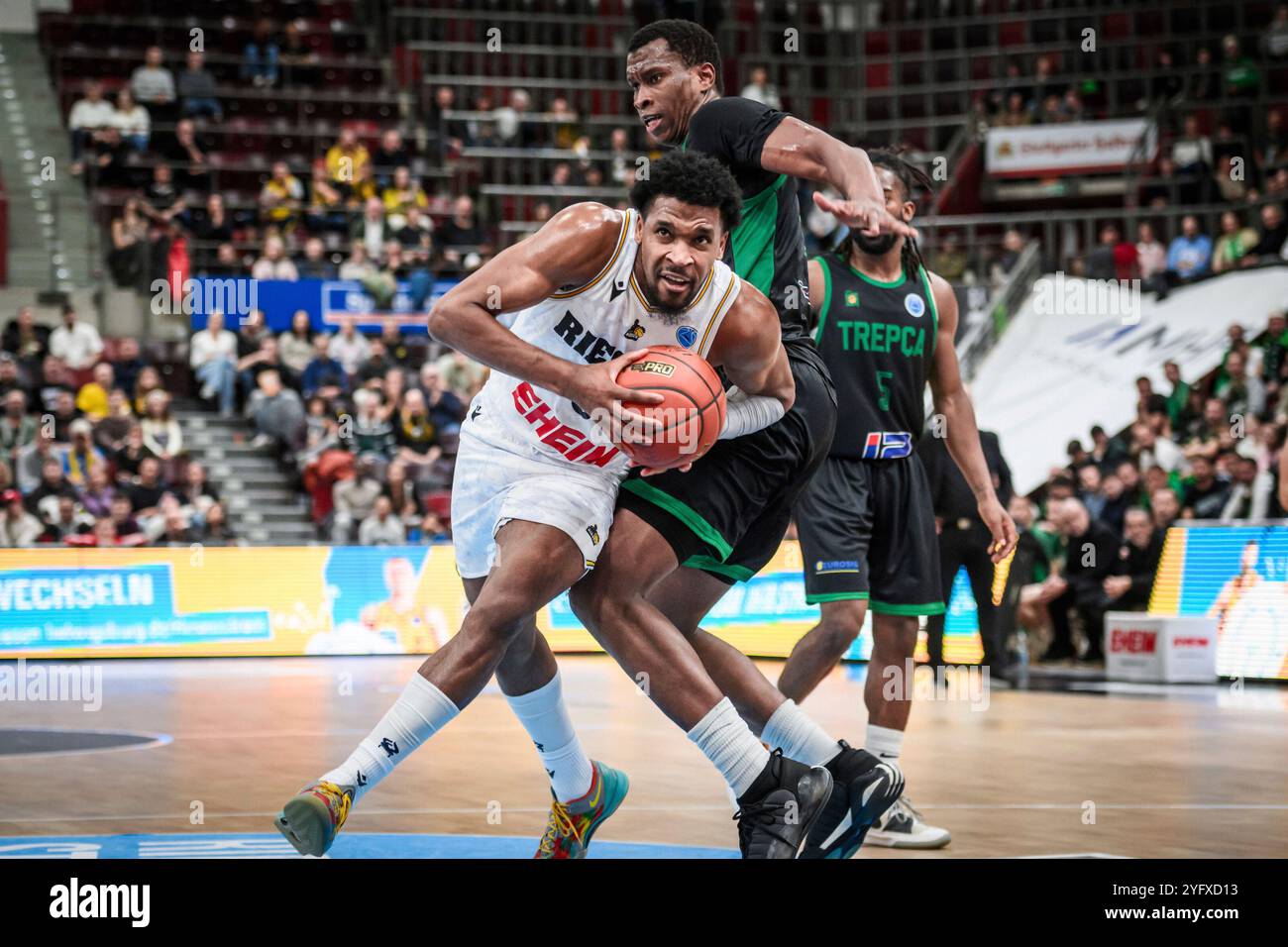Justin Simon (MHP Riesen Ludwigsburg, #05) vs. Mouhamed Barro (KB ...