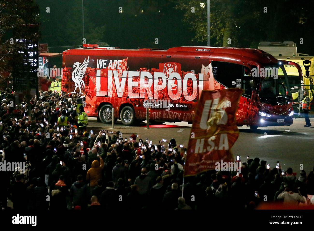 Liverpool, UK. 05th Nov, 2024. The Liverpool team bus arrives at the ...