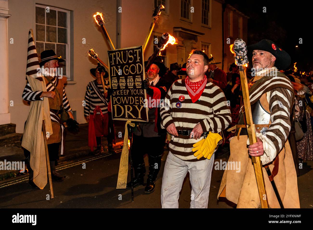 Lewes, UK. 5th Nov, 2024. Local people celebrate Guy Fawkes Night ...
