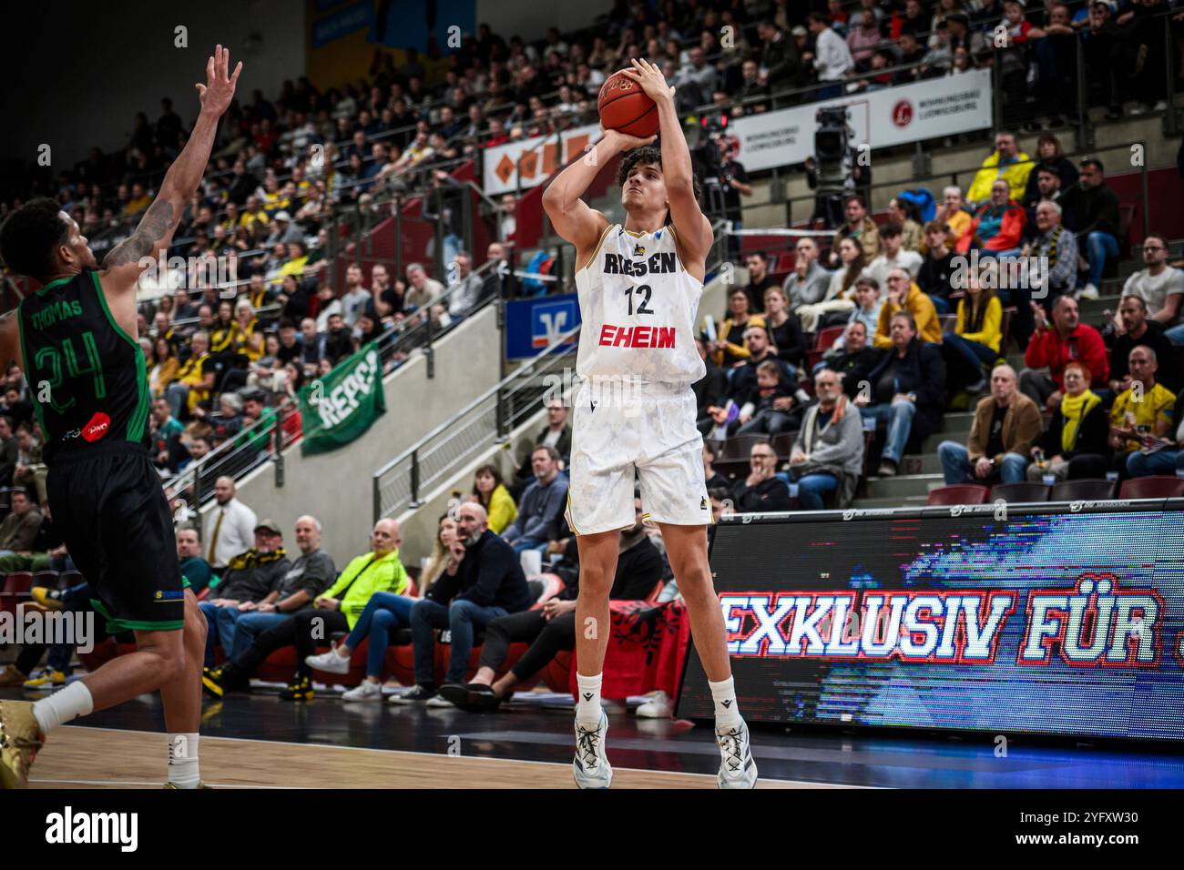 Lenny Anigbata (MHP Riesen Ludwigsburg, #12) / GER, MHP Riesen ...