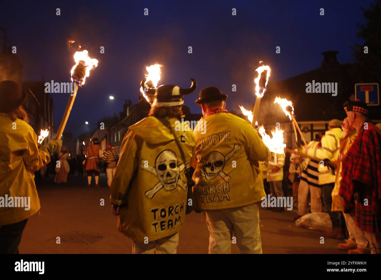 Bonfire societies march through lewes hi-res stock photography and ...