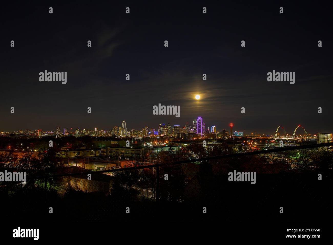Under the moon and over the sky hi-res stock photography and images - Alamy