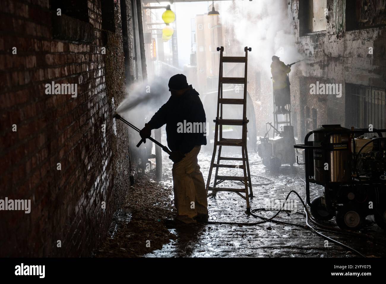 Seattle, USA. 5th Nov, 2024. Day two of the 4-day cleaning of the ...