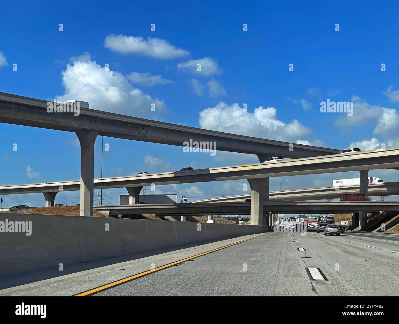 Los angeles freeway interchange hi-res stock photography and images - Alamy