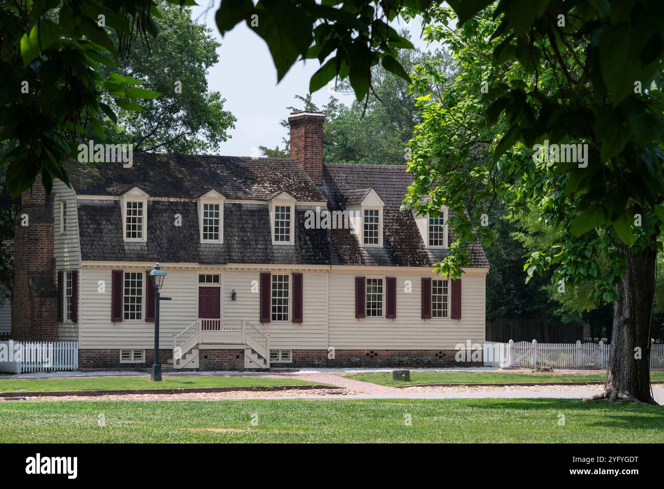 Colonial inheritance hi-res stock photography and images - Alamy