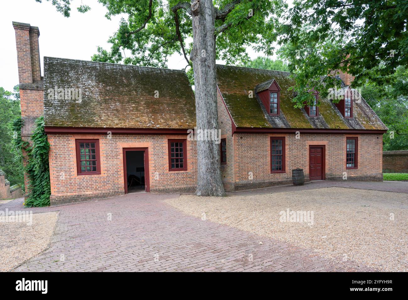Kitchen building at Colonial Williamsburg Governor's Palace Stock Photo ...
