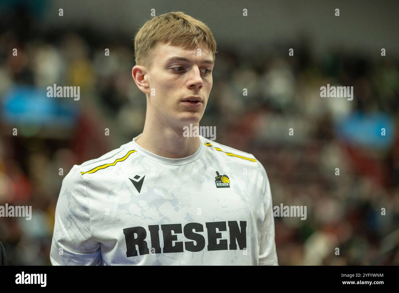 Ludwigsburg, Deutschland. 05th Nov, 2024. Dominykas Pleta (MHP Riesen ...
