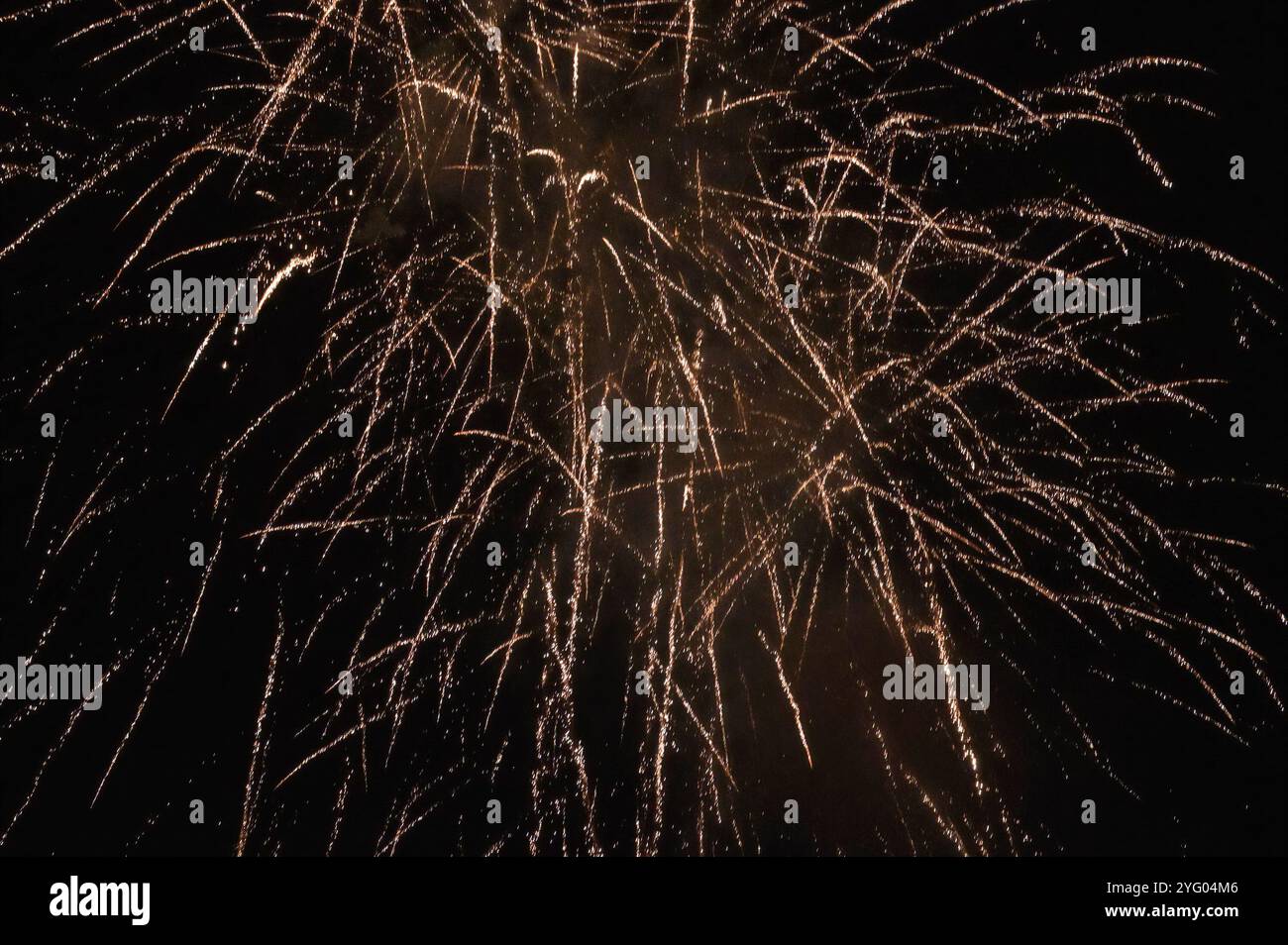 Cambridge, UK. 05th Nov, 2024. The fireworks display seen from ...