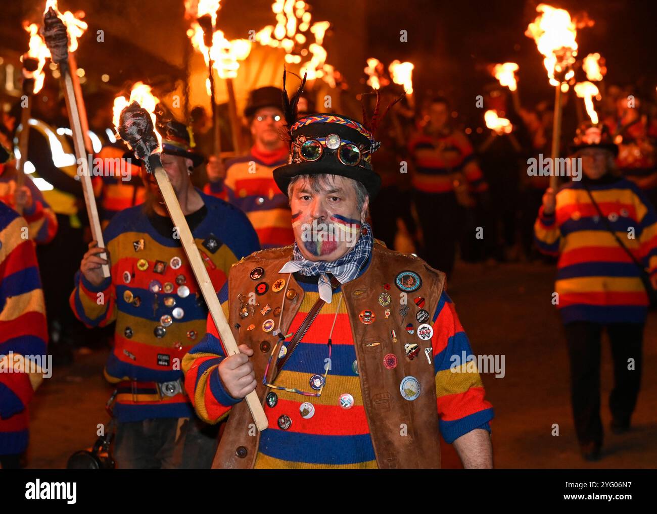 Lewes, UK. 5th November 2024. Thousands fill the streets of Lewes in ...