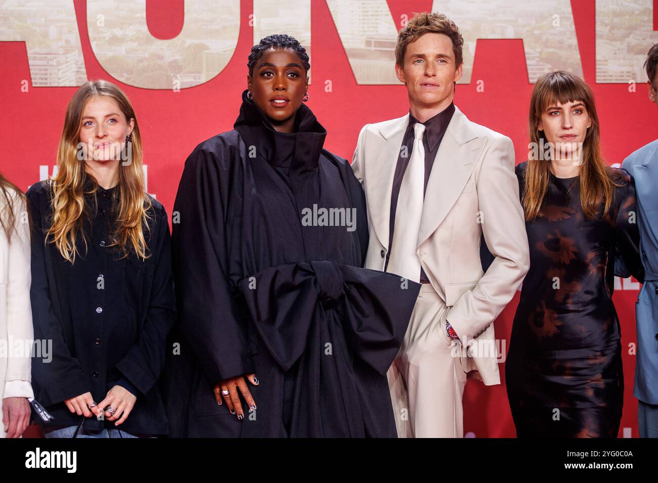 Premiere - The Day of the Jackal -SKY Serie Paula Kroh, Lashana Lynch ...