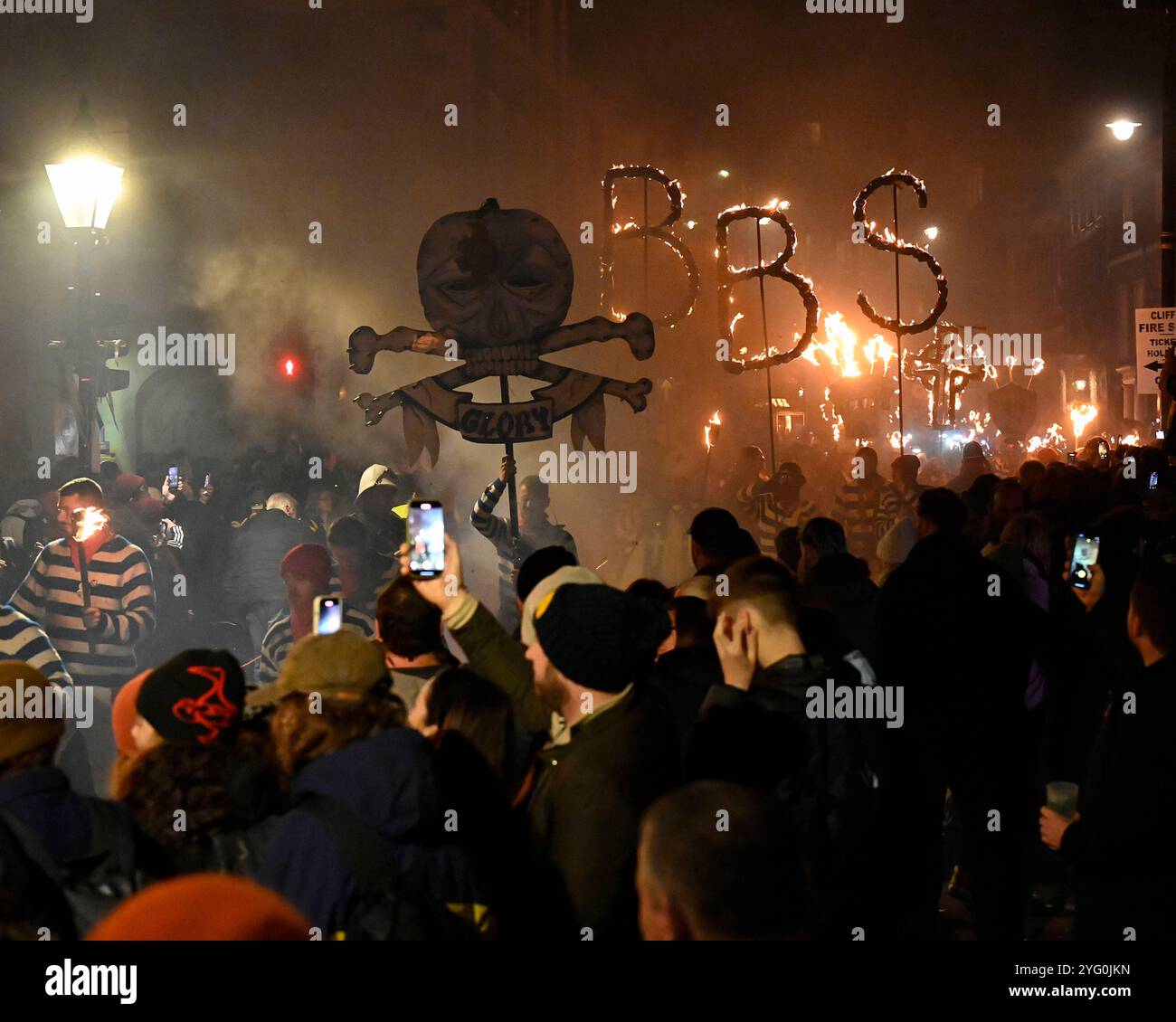Lewes, UK. 5th November 2024. Thousands fill the streets of Lewes in ...
